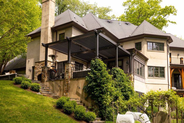 Pergola Gutter Ideas: Keep Your Outdoor Space Dry & Stylish